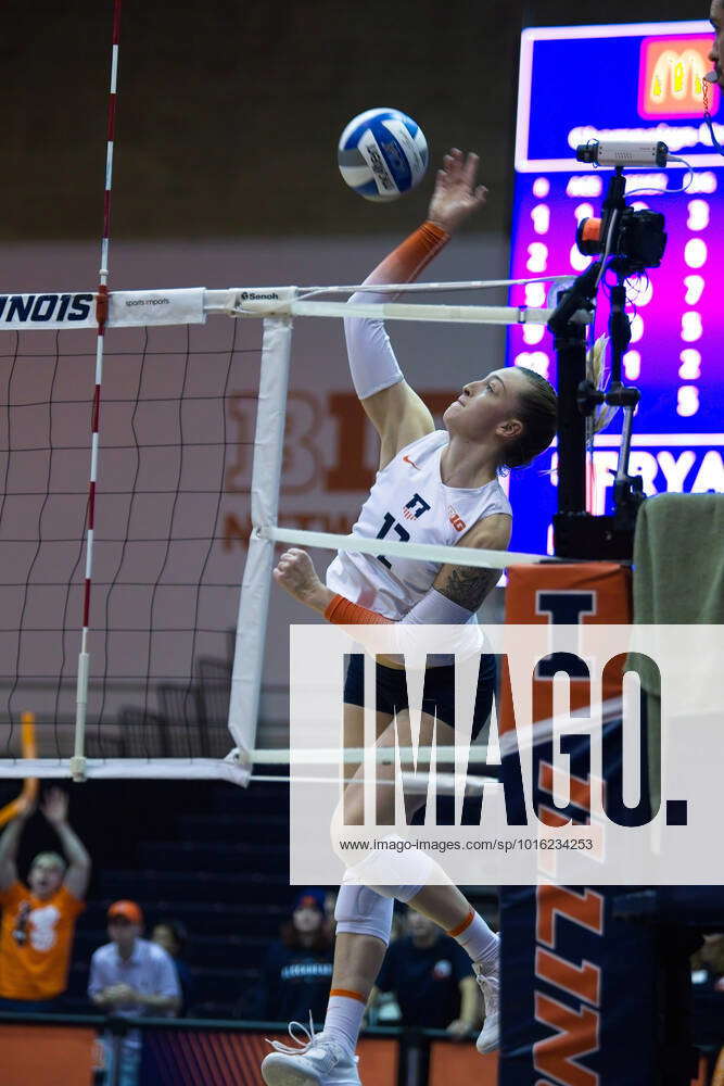 October 12, 2022, Champaign, Illinois, USA: RAINA TERRY strikes from ...