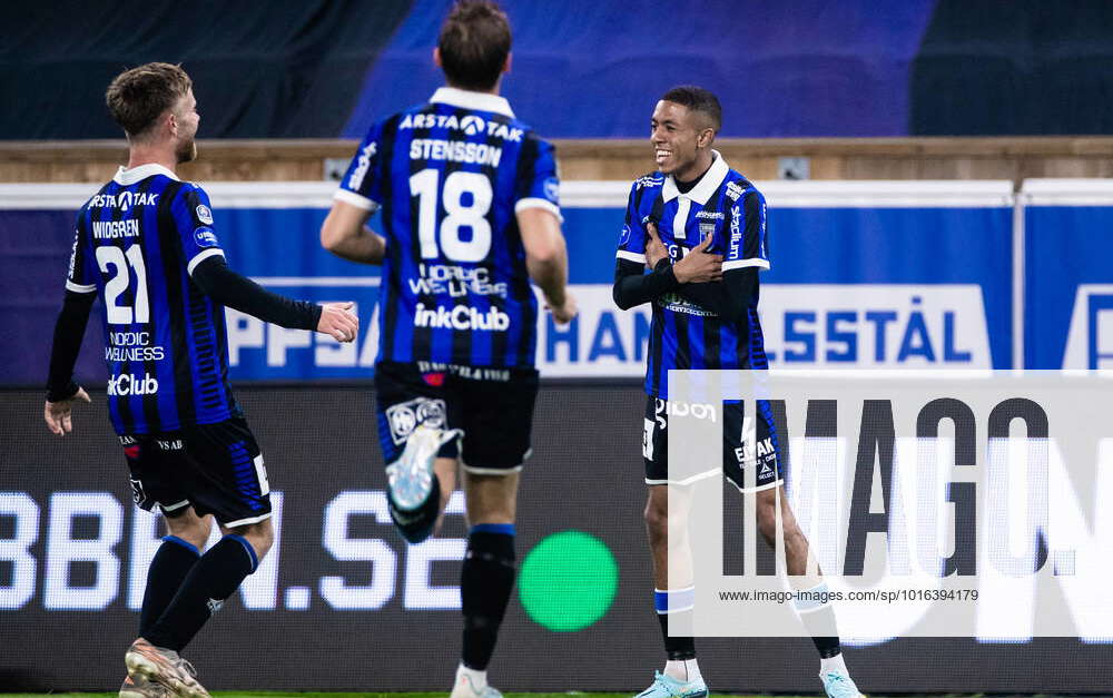 221015 Sirius Tashreeq Matthews celebrates after 2 0 during the soccer ...