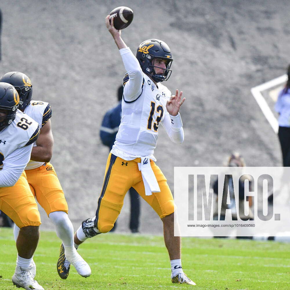 October 15, 2022: California Golden Bears quarterback Jack Plummer (13 ...