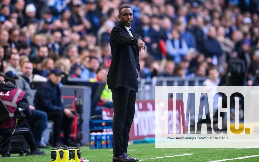 221016 AIKs coach Henok Goitom during the football match in the ...