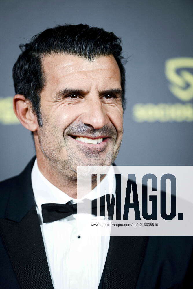 Luis Figo FOOTBALL : Ceremonie du Ballon d Or 2022 - tapis rouge ...
