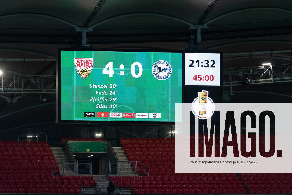 Half time score, scoreboard, 4 0, VfB Stuttgart vs DSC Arminia ...
