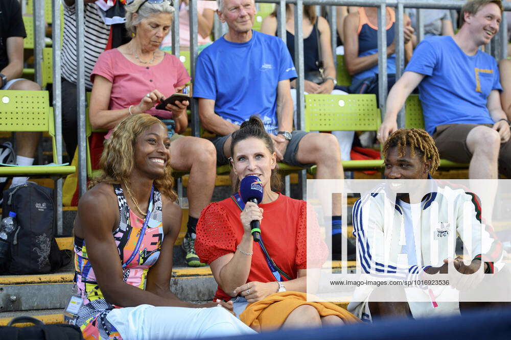 v l sprinter Shaunae MILLER UIBO l Bahamas presenter Julia NESTLE ...