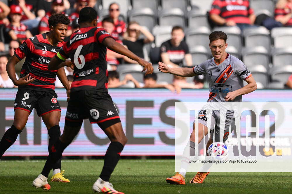 ALEAGUE WANDERERS ROAR, Joe Knowles of Brisbane Roar during the A ...