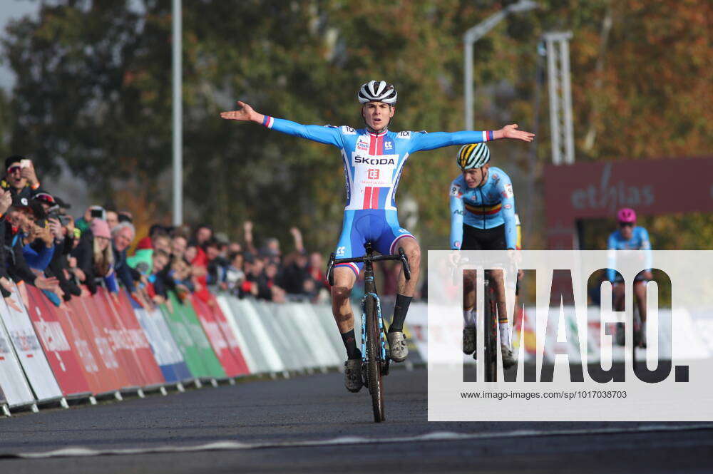 Zavod Svetoveho poharu v cyklokrosu, kategorie muzi zeny elite, 23 ...