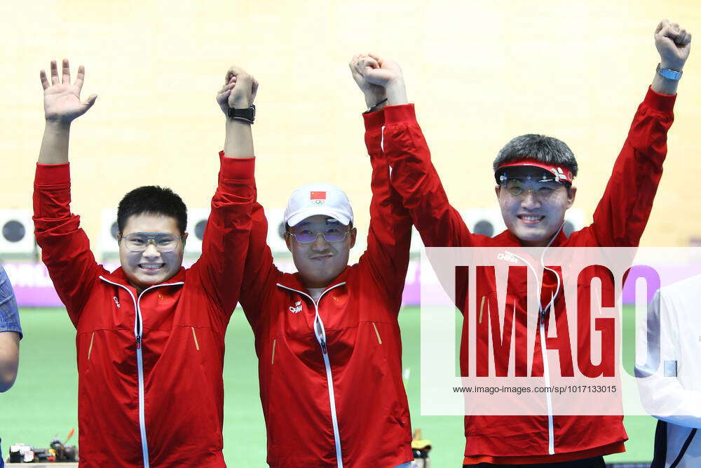 (221024) -- CAIRO, Oct. 24, 2022 -- Zhang Jueming, Li Yuehong and Lu ...