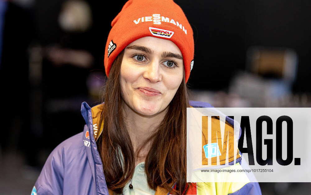 Selina Freitag ski jumping , single picture, single photo, portrait ...