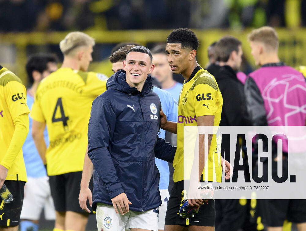 Jude BELLINGHAM r DO with Phil FODEN ManCity after the match Football ...