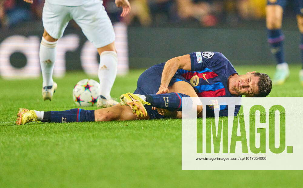 Robert Lewandowski, Barca 9 sad in the match FC Barcelona, Barca - FC ...