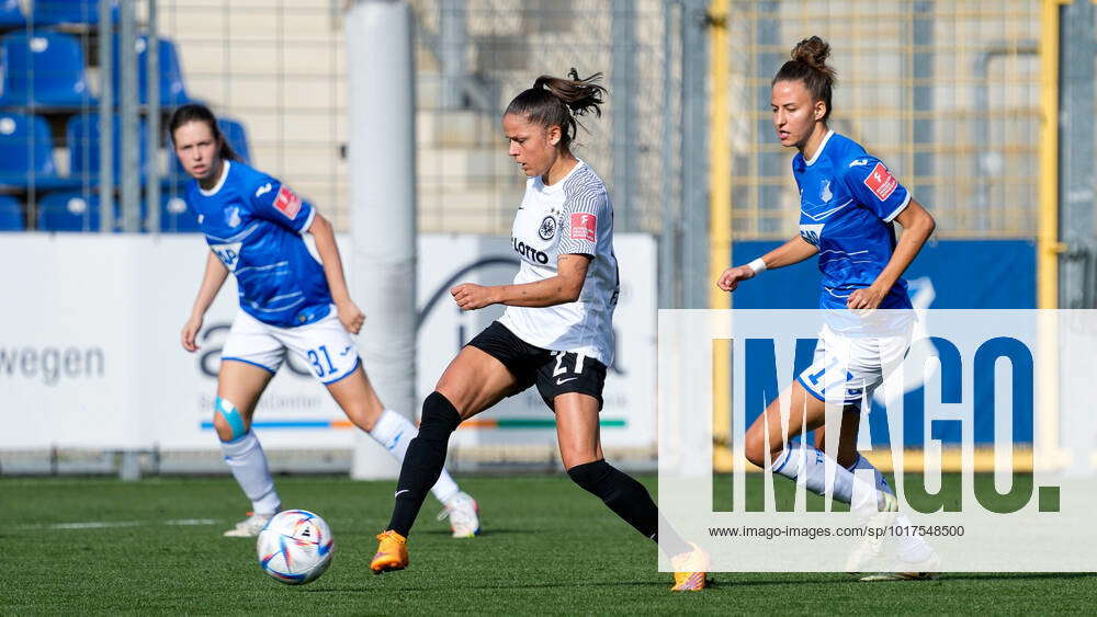 v li Laura Feiersinger SGE, 27 , Franziska Harsch TSG, 17 , action, action, game scene