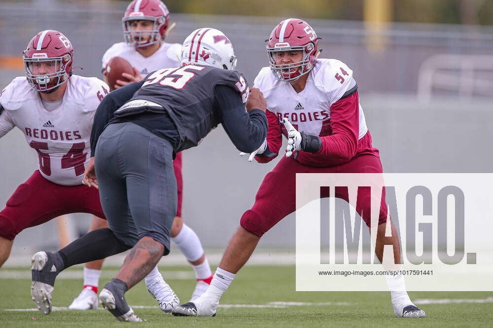 October 29, 2022: Henderson State University Reddies offensive line ...