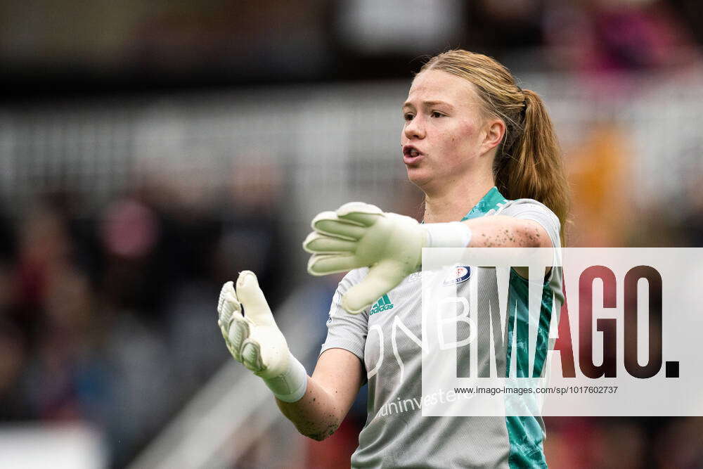 221030 Goalkeeper Jalen Justine Tompkins of Valerenga during the ...