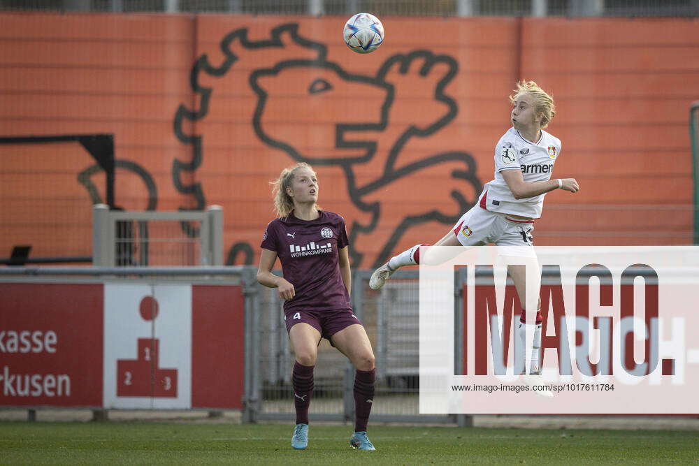 1 Women Bundesliga Bayer 04 Leverkusen vs SGS Essen, 30 10 2022 ...