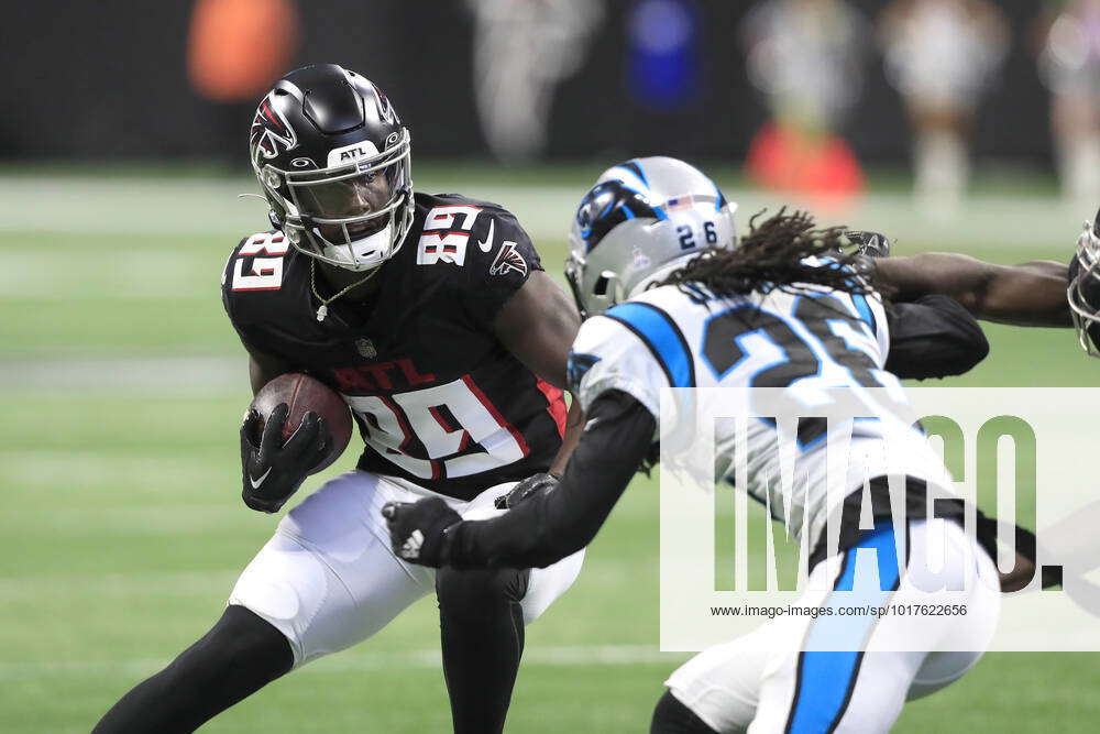 ATLANTA, GA - OCTOBER 30: Atlanta Falcons wide receiver Bryan Edwards (89) looks to get by Carolina