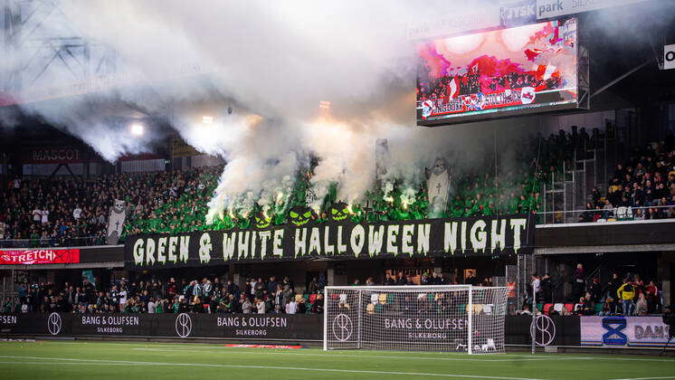Silkeborg IF v Viborg IF, Danish 3F Superliga football, Silkeborg ...