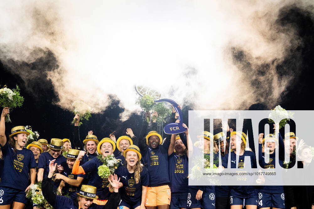 221031 FC Rosengards goal keeper Angel Mukasa and Loreta Kullashi ...