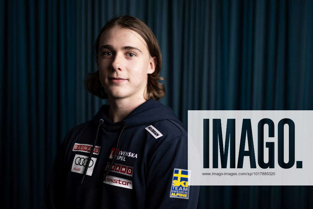 221101 Fabian Ax Swartz, Alpint, poses for a portrait during a kick-off ...