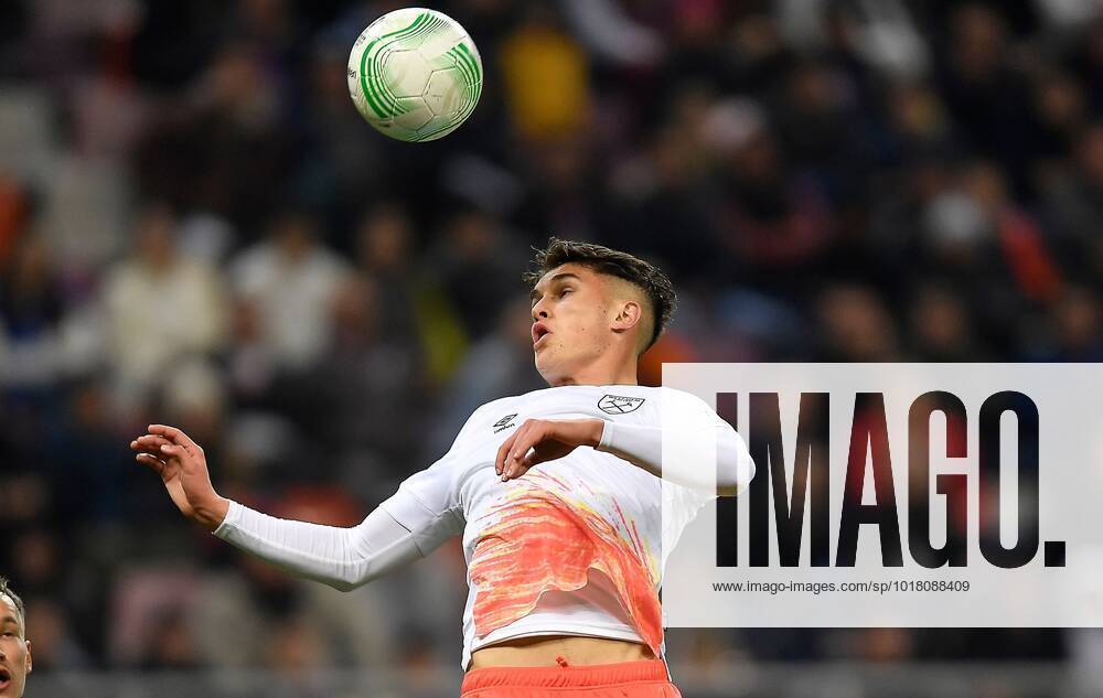 Mandatory Credit: Photo by Alex Nicodim Shutterstock (13602545dl ...