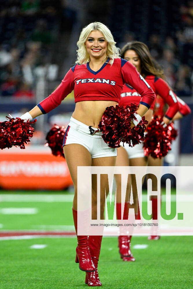 HOUSTON, TX - NOVEMBER 03: The Houston Texan Cheerleaders rev up the ...
