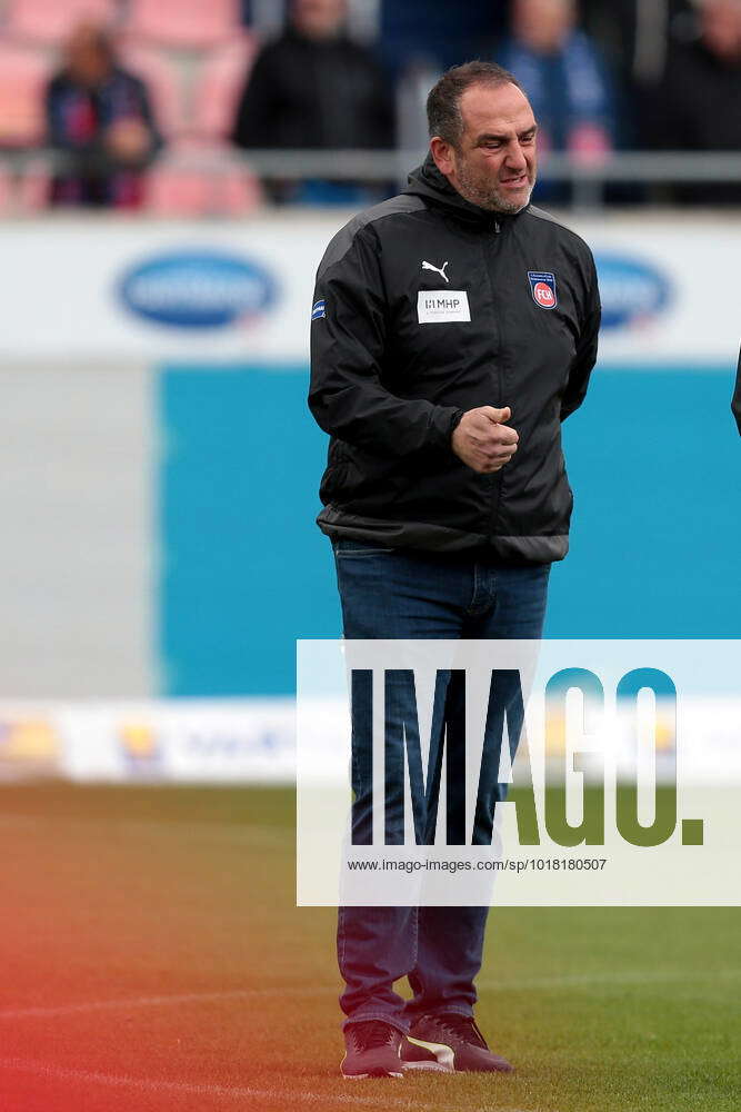 05 11 2022, Heidenheim, Germany, Voith Arena, 1 FC Heidenheim vs SC ...