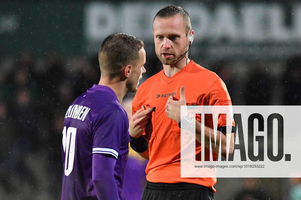 Beerschot s Thibaud Verlinden and referee Anthony Letellier pictured ...