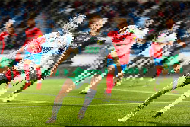 HELSINGBORG 20221106 Hammarbys Gustav Ludwigson and Helsingborgs Philip ...