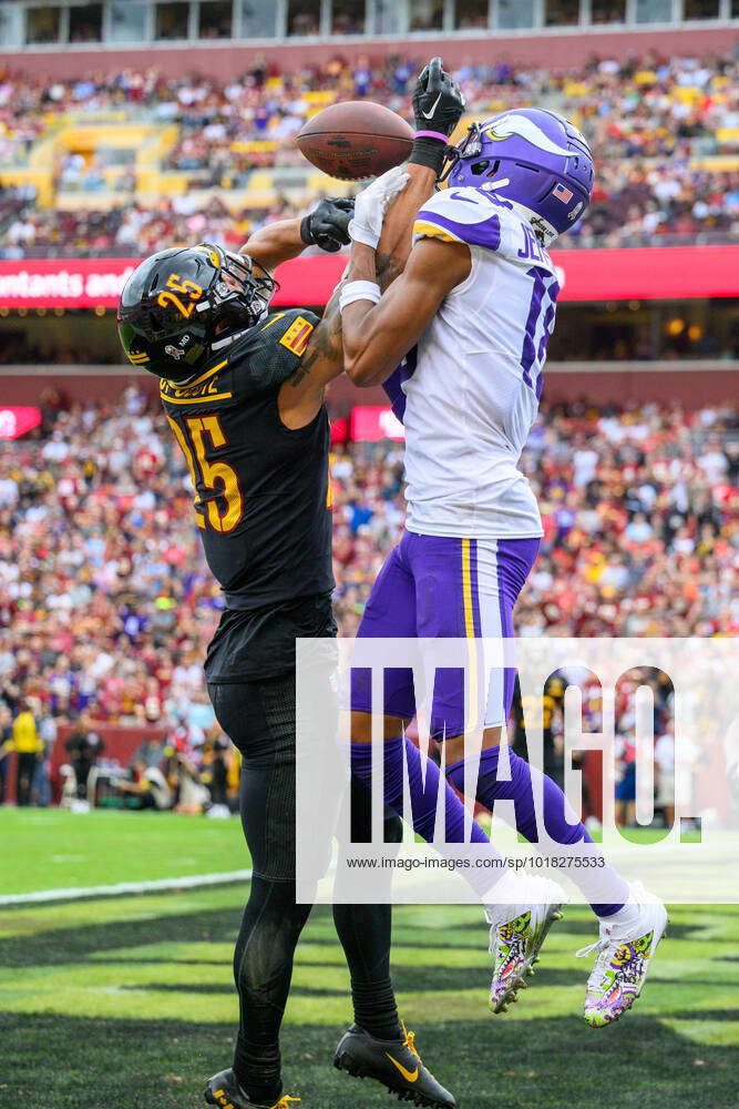 November 6th 2022: Washington Commanders cornerback Benjamin St-Juste (25) breaks up a touchdown