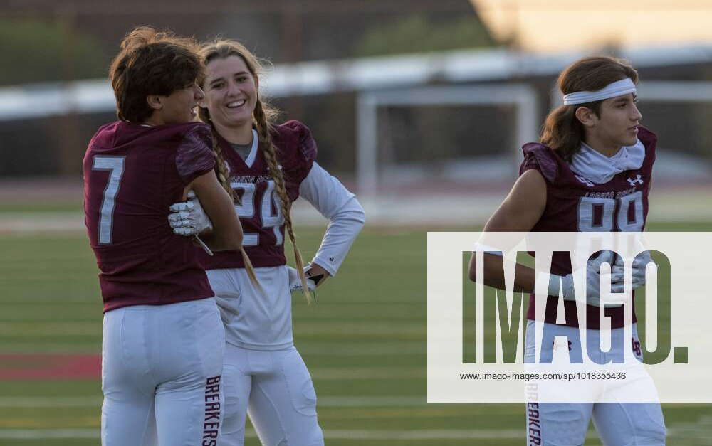 November 4, 2022: BELLA RASMUSSEN warms up before a CIF Southern ...