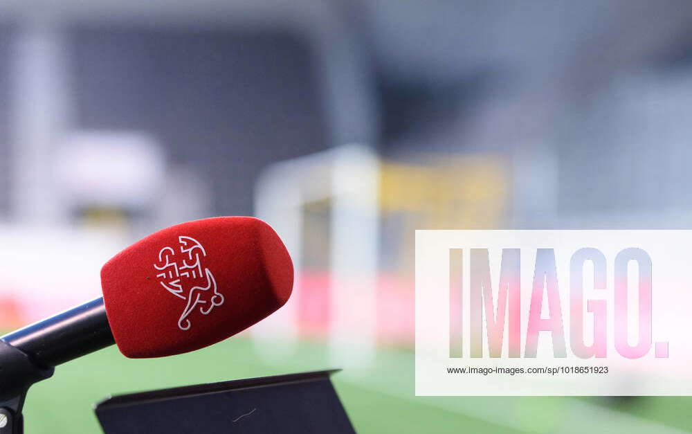 Microphone with Swiss FA logo before the final training session ahead ...