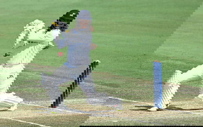 CRICKET SHIELD QLD VIC, Nic Maddinson of Victoria in action during the ...