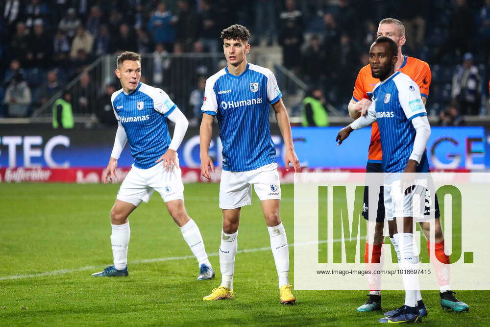 Daniel Elfadli 1 FC Magdeburg, 6 with Alexander Bittroff 1 FC Magdeburg ...