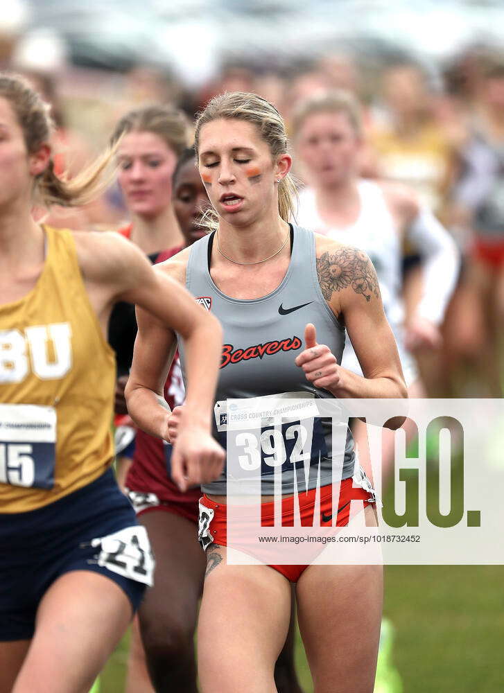 November 11 2022: Kaylee Mitchell of Oregon State wins the Women s division of the 2022 NCAA