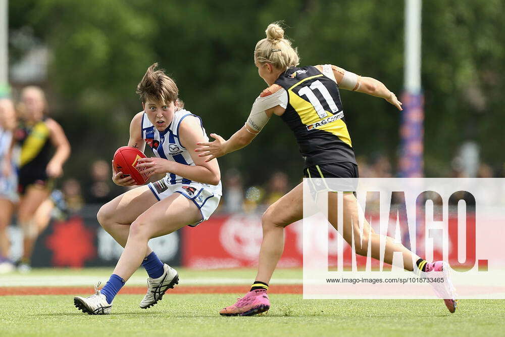 AFLW TIGERS KANGAROOS, Tess Craven of the Kangaroos runs with the ball ...