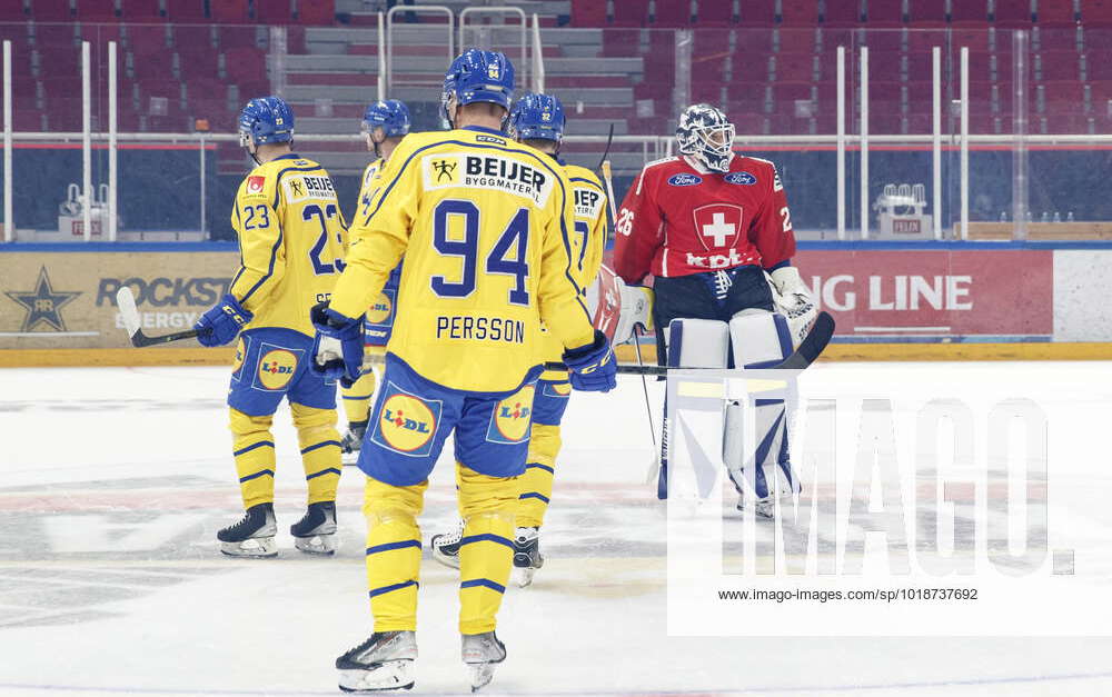 221112 Joel Persson of Sweden and Sandro Aeschlimann of Switzerland ...