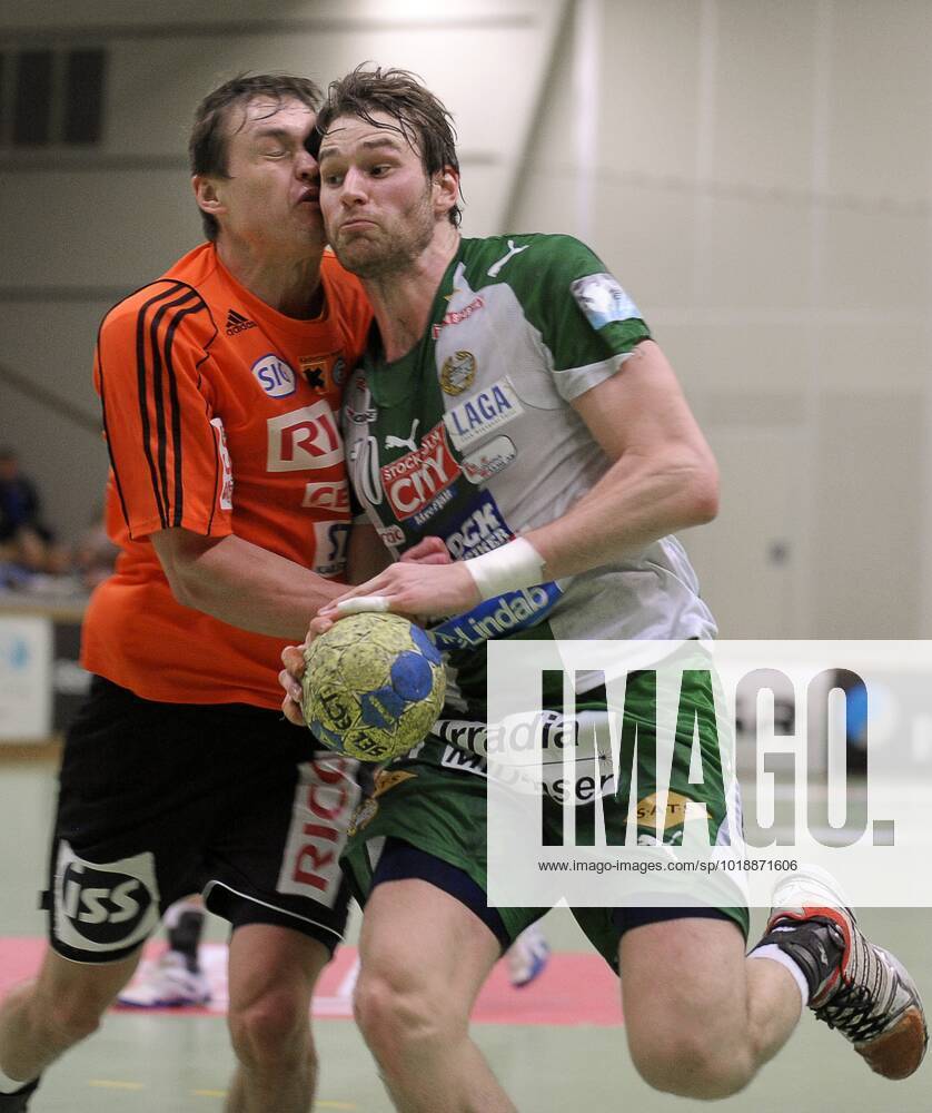 STOCKHOLM 20090221 Hammarby s Fredrik Larsson in close encounter with Kadetten Schaffhausen s Peter