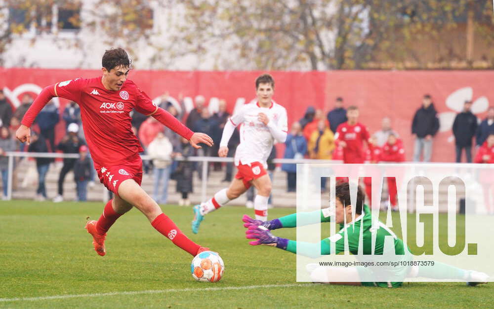 MAXIM BORA DAL, JULIAN KOYE 1 FSV MAINZ 05 SSV JAHN REGENSBURG B ...