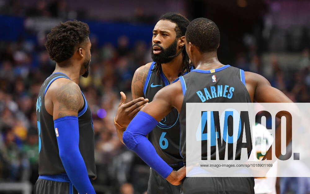 NBA, Basketball Herren, USA Boston Celtics at Dallas Mavericks, Nov 24 ...