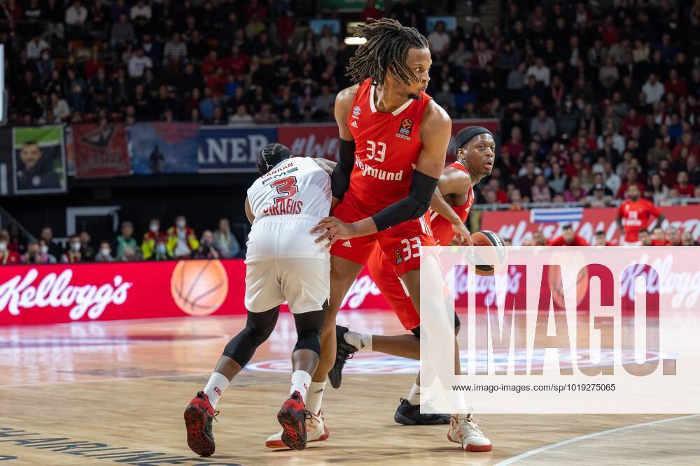 Isaiah Canaan 3 Olympiakos Piraeus , Freddie Gillespie 33 FC Bayern ...