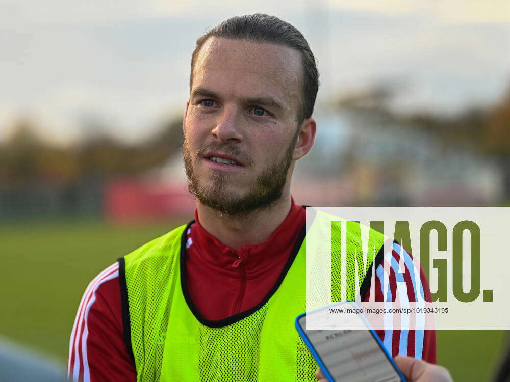 Jorrit Hendrix Fortuna Duesseldorf, 29 in an interview about himself ...