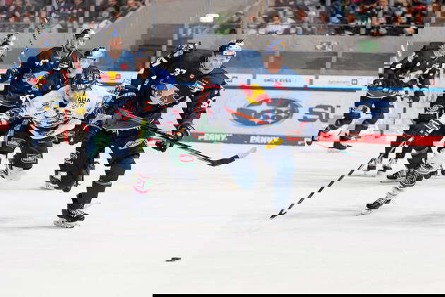 David Stieler Augsburger Panther, 21 and Matt Puempel Augsburger ...