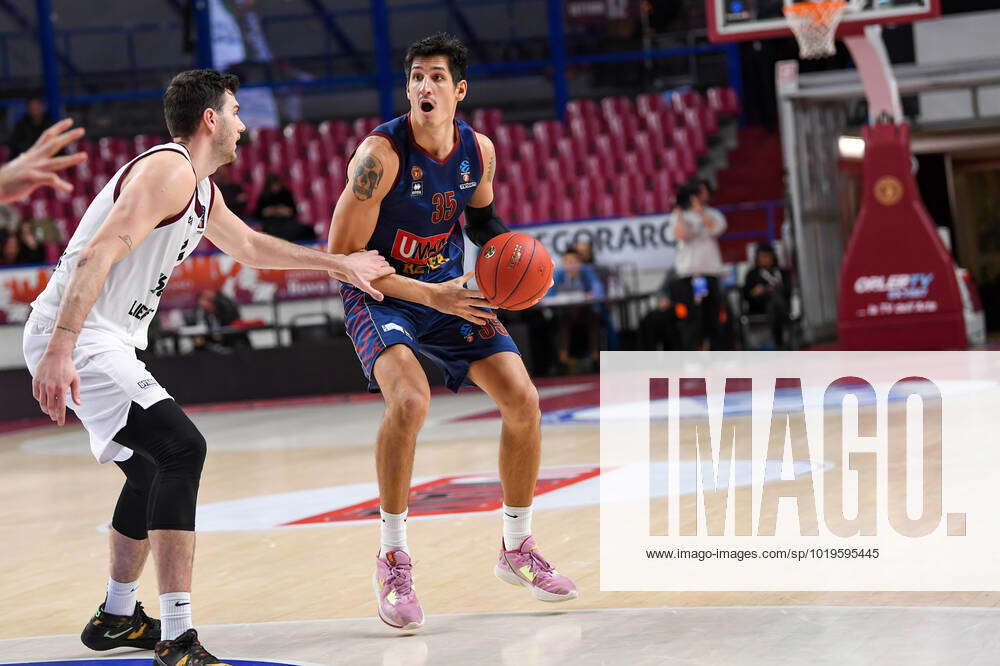 Derek Willis in action during Umana Reyer Venice Vs 7bet-Lietkabelis ...
