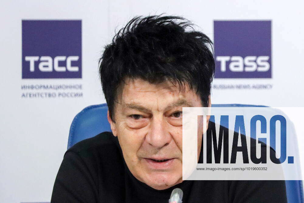 RUSSIA, MOSCOW - NOVEMBER 23, 2022: Russian football goalkeeper Rinat ...