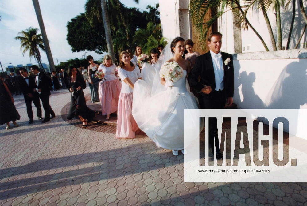 American tennis player Mary Joe Fernandez s wedding with Anthony ...