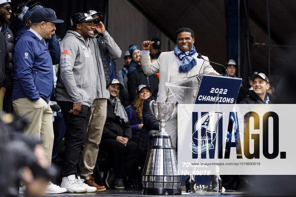 November 24, 2022, TORONTO, ON, CANADA: Michael Pinball Clemons ...