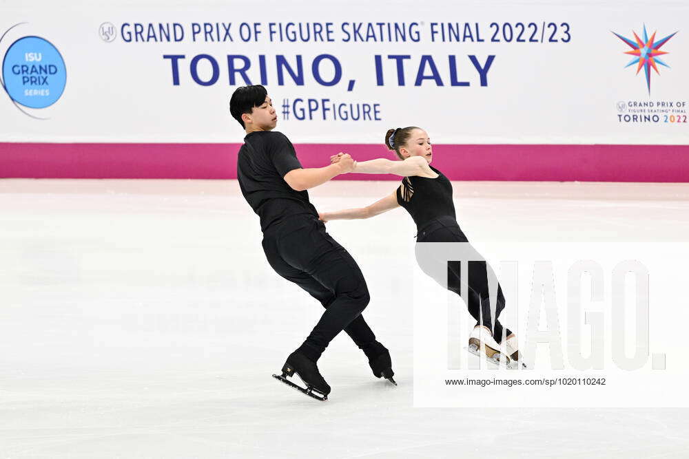 Cayla SMITH & Andy DENG (USA), during Junior Pairs Practice, at the ISU ...