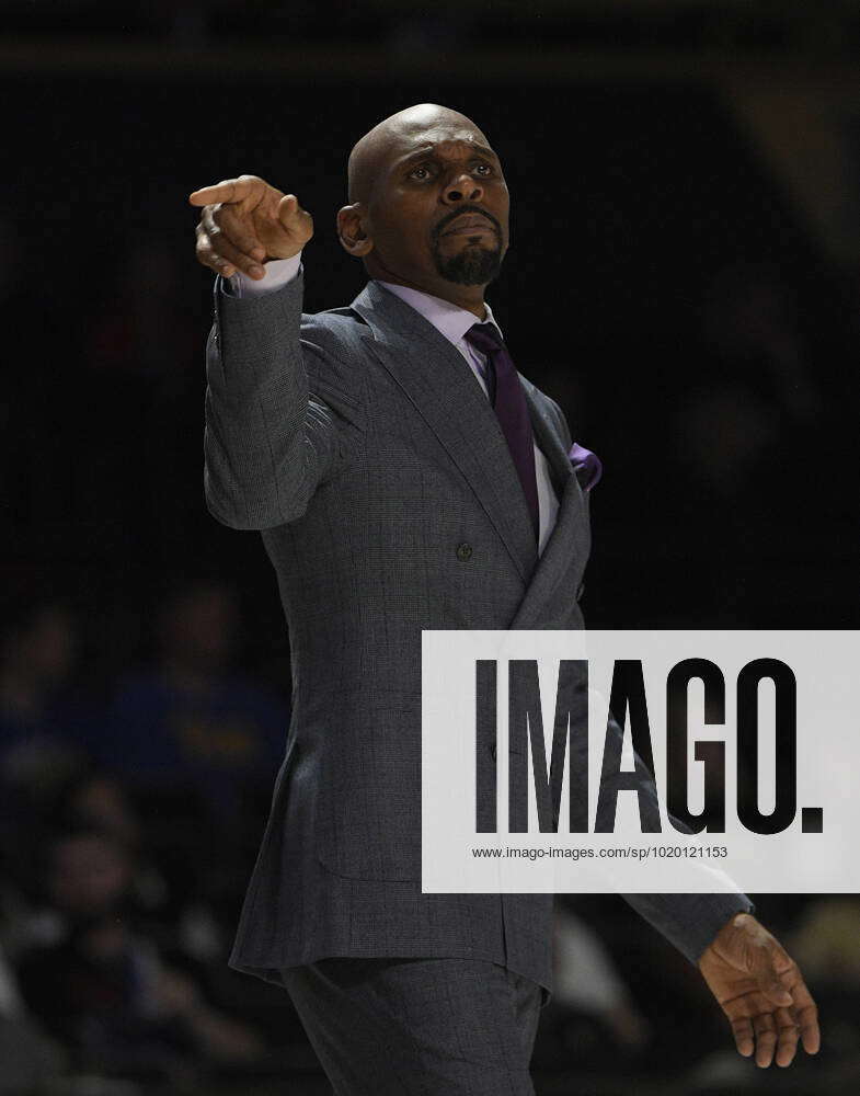 December 7, 2022: Vanderbilt Commodores head coach Jerry Stackhouse ...