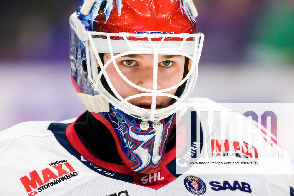 221208 Linköpings goalie Jesper Myrenberg during the SHL ice hockey match between Färjestad and