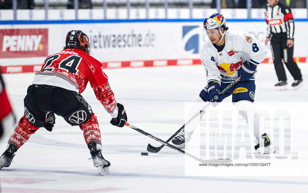 Austin Ortega EHC Red Bull Muenchen, 08 in duel with Janik Moeser ...