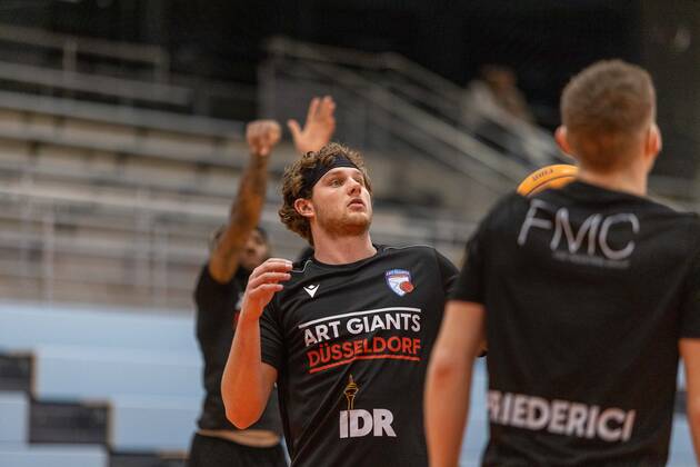 Booker Wade Coplin ART Giants Duesseldorf, 06 Delante Jones wiha ...