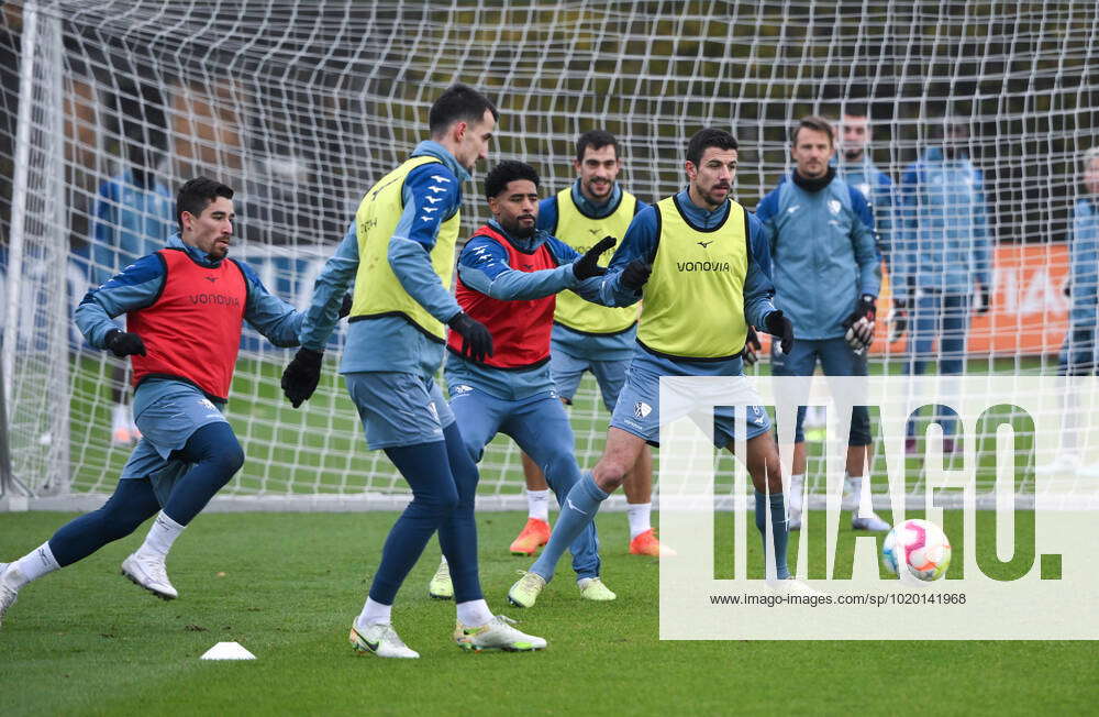 v li, Danilo Soares VfL Bochum, Erhan Masovic VfL Bochum, Saidy Janko ...
